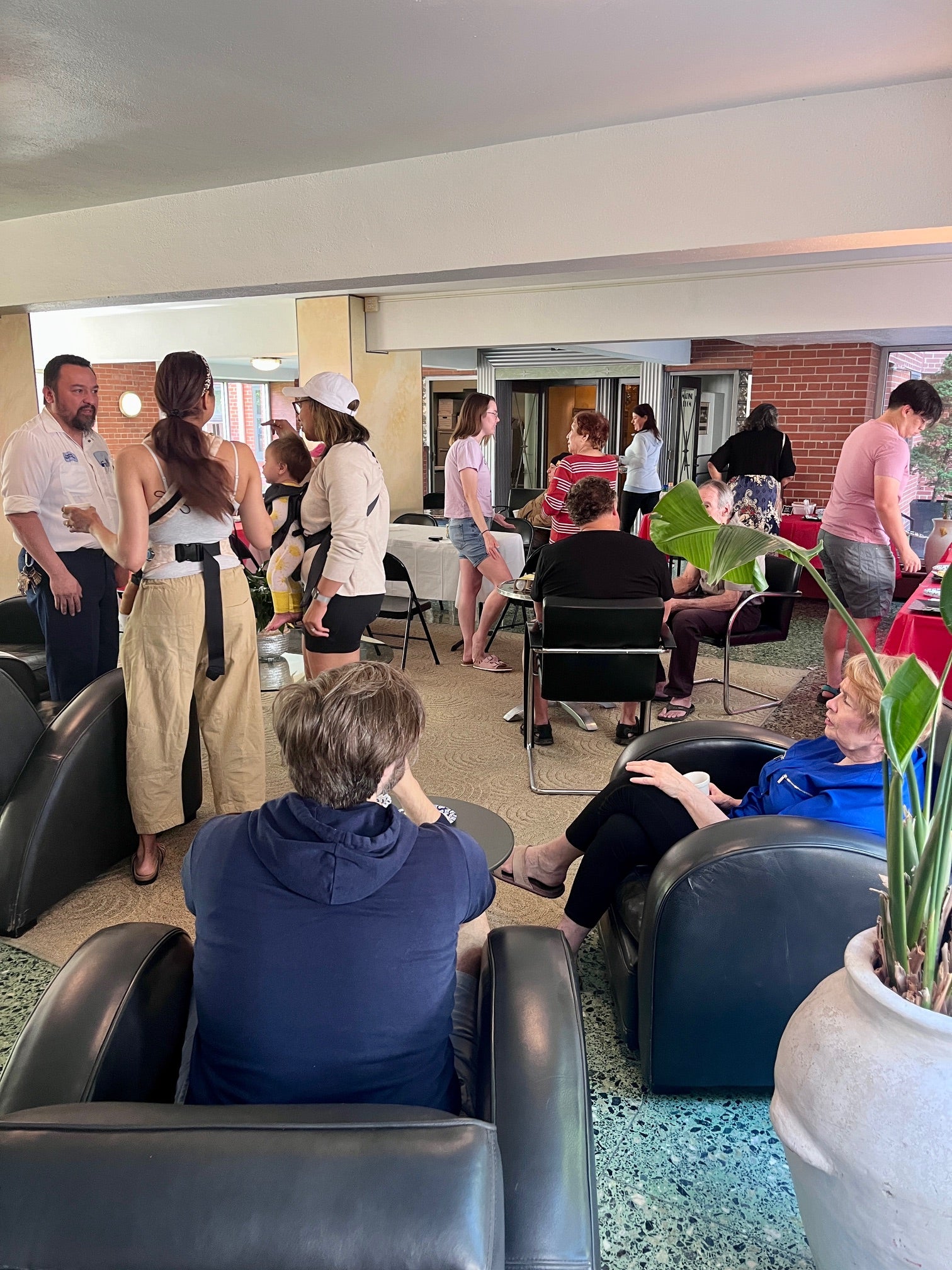 May Coffee Talk – 5040-60 N. Marine Drive Association